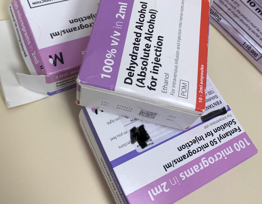 Look-Alike Drug Vials: Latest Stories & Gallery - Anesthesia Patient ...