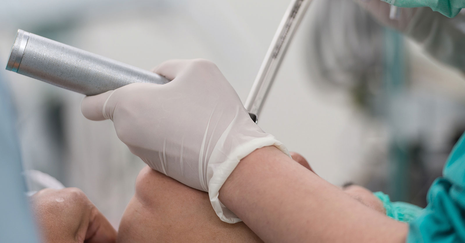 Reusable vs. Disposable Laryngoscopes - Anesthesia Patient Safety ...